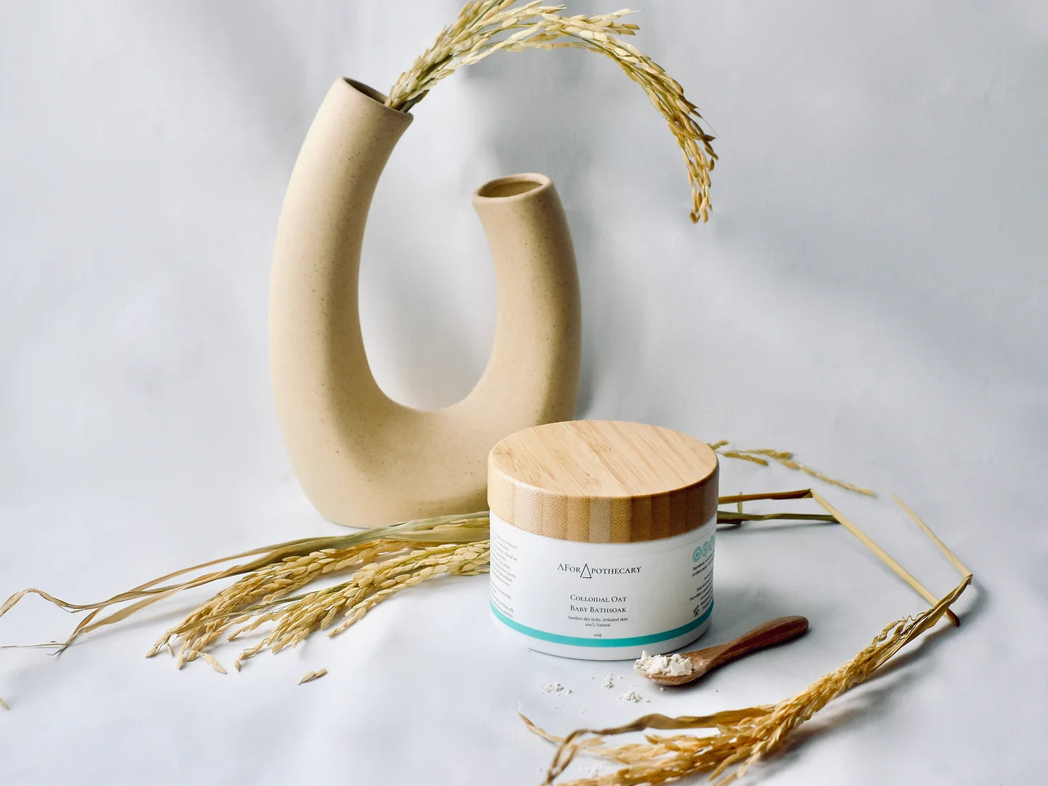 5 SKIN-LOVING BENEFITS OF COLLOIDAL OATMEAL – A For Apothecary